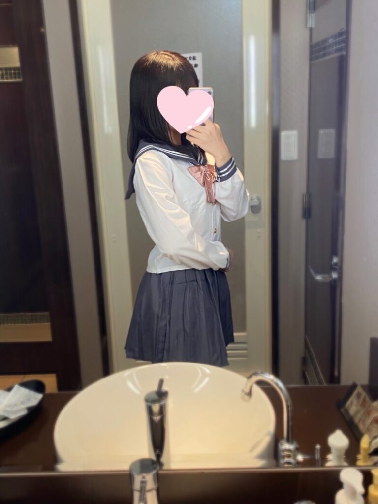 2024/09/23㈪ 待機場のYogiboにコーヒー☕をこぼして知らないふりして放置した犯人が分かりました - 池袋派遣型リフレJKMAX